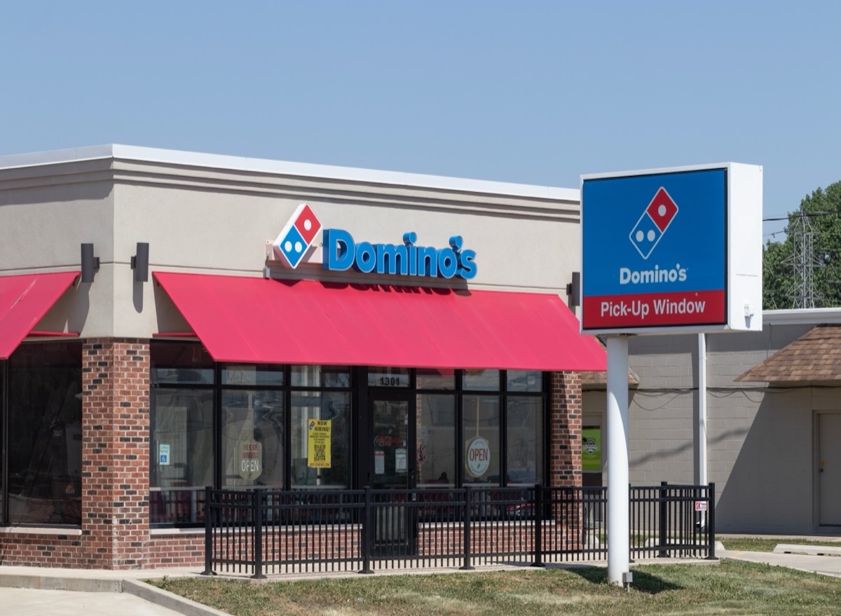 5 Best Pizza Chain Restaurants in America, According to Chefs