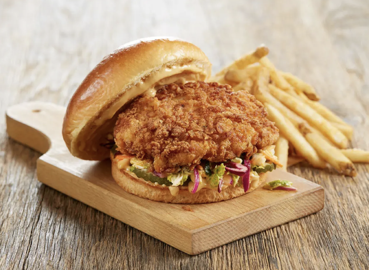 7 Best Crispy Chicken Sandwiches at Sit-Down Chain Restaurants