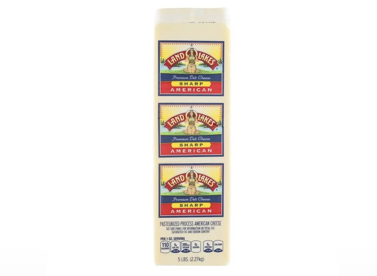7 Best American Cheese Slices Made With Real Cheese