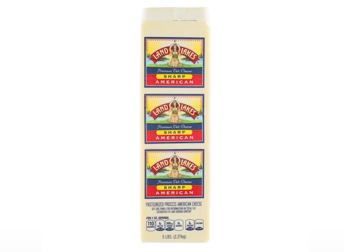 7 Best American Cheese Slices Made With Real Cheese