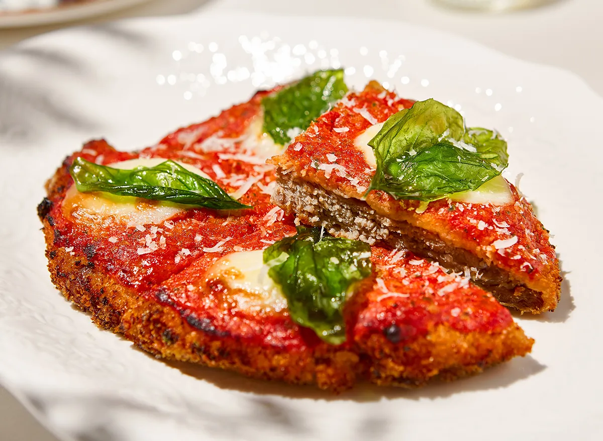 5 Chain Restaurants With the Best Veal Parmesan, According to Chefs