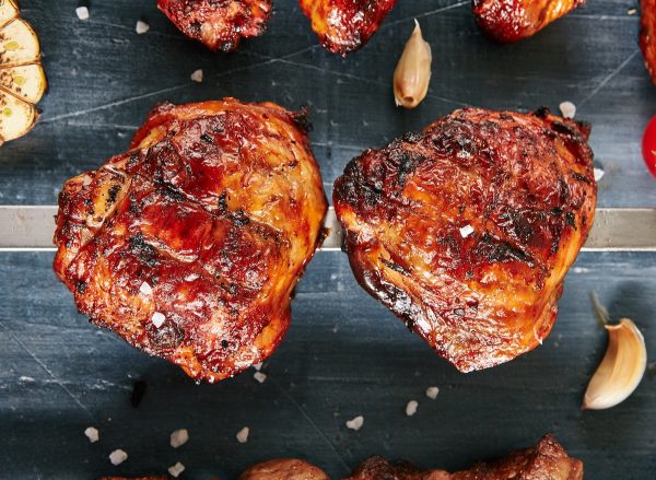 6 Restaurant Chains for BBQ Chicken, According to Chefs