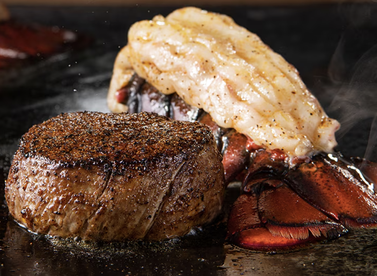 7 Steakhouse Chains With the Best Surf-and-Turf Dinners