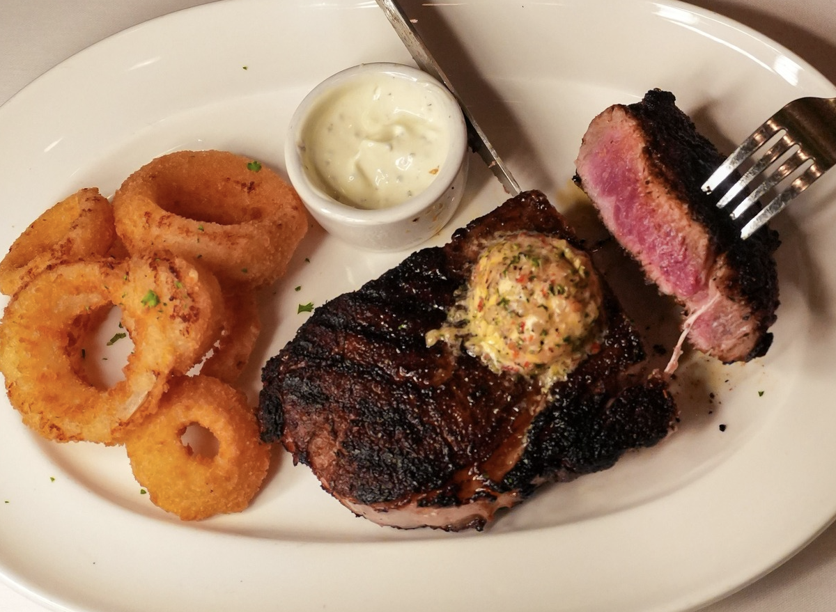 3 Steakhouse Chains Serving the Best "Cowgirl Cut" Steaks