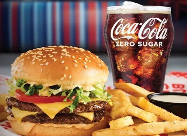 5 Restaurant Chains With the Best Weeknight Dinner Specials, According ...