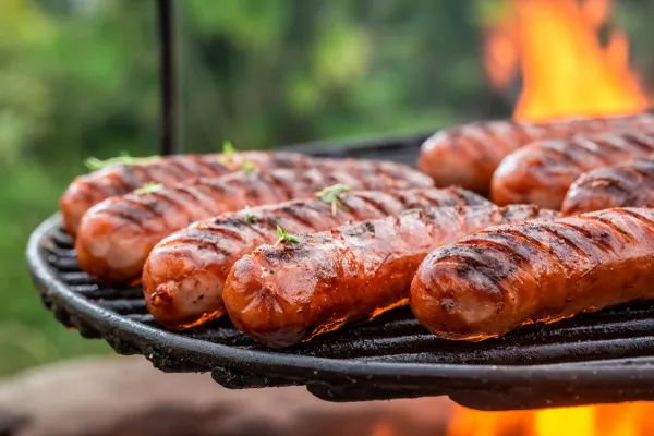 3 Best Store-Bought Sausages for Grilling, According to Butchers