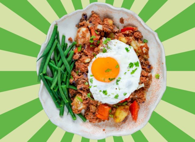5 Restaurant Chains With the Best Corned Beef Hash Breakfasts ...