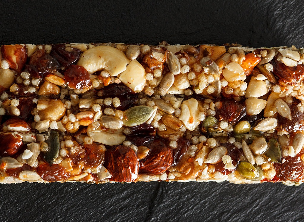 16 Healthy Recipes For Homemade Protein Bars | Eat This Not That