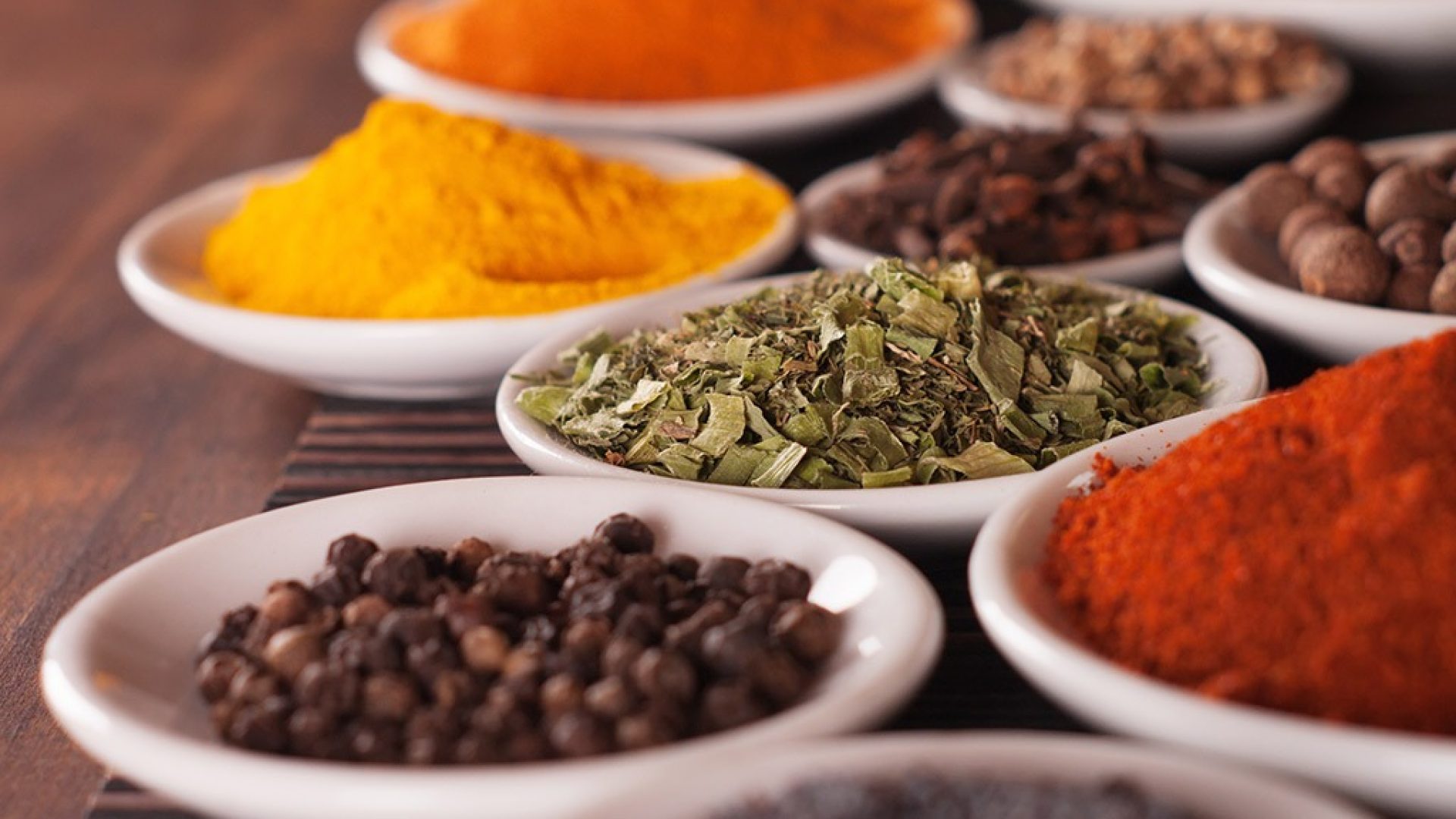 5 Spices That Will Help You Lose Belly Fat - Eat This Not That