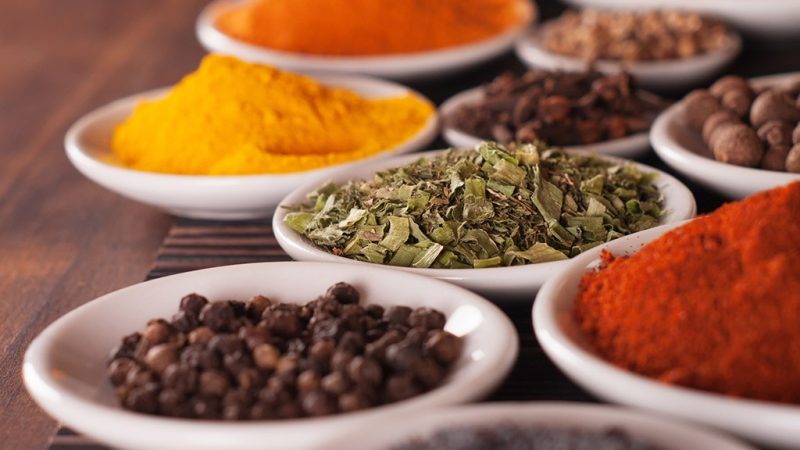 5 Spices That Will Help You Lose Belly Fat - Eat This Not That