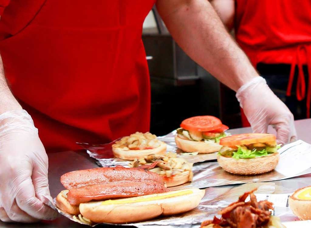 8 Fast-Food Chains That Use Pure Beef in Their Hot Dogs—Not That Other ...