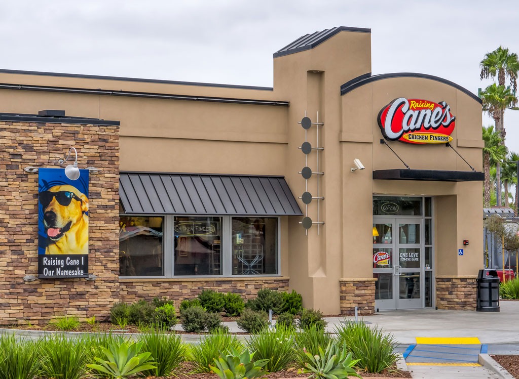 7 Fast Food Chains You’re About to See Everywhere