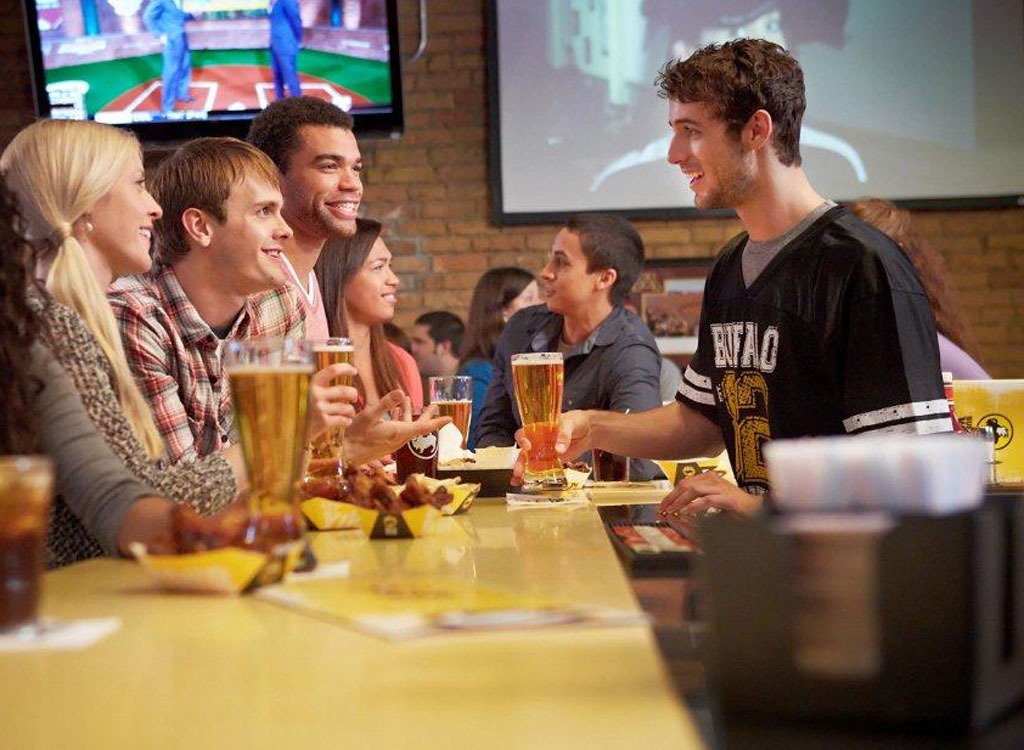 11 Best Group-Friendly Restaurant Chains