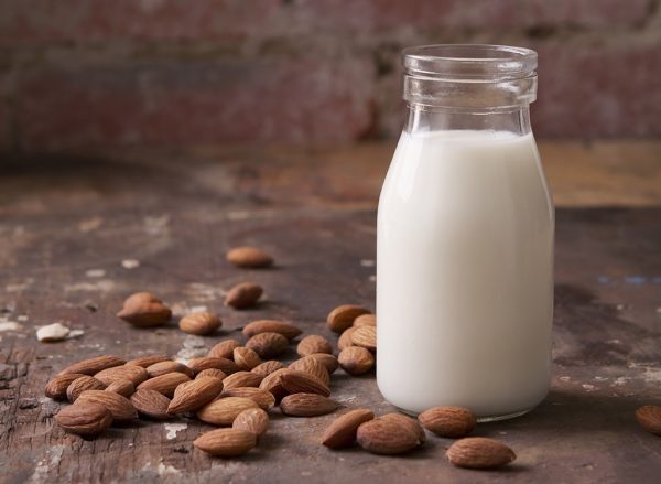 The 8 Best Almond Milks to Buy, According To Dietitians