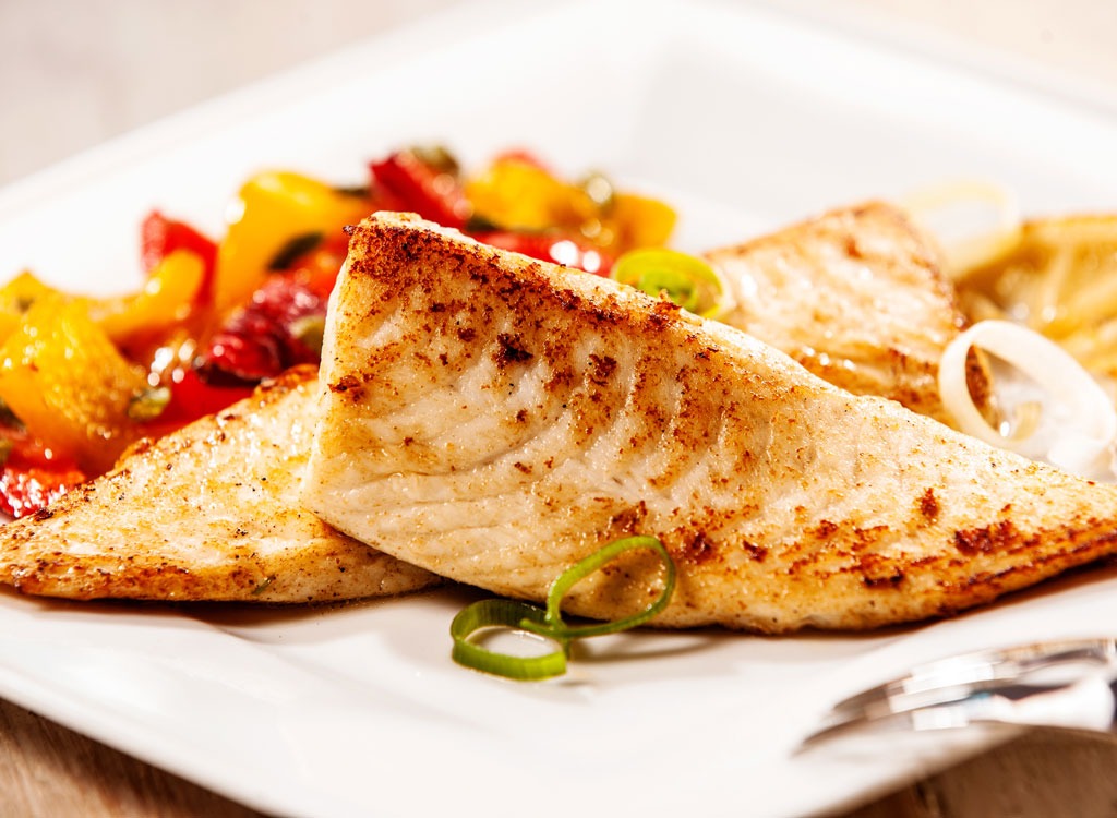 6 Ways Eating Fish Can Help You Lose Weight, Say Dietitians — Eat This ...