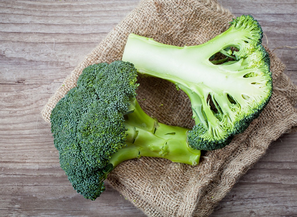 11 Healthy Foods That Give You a Tan | Eat This Not That