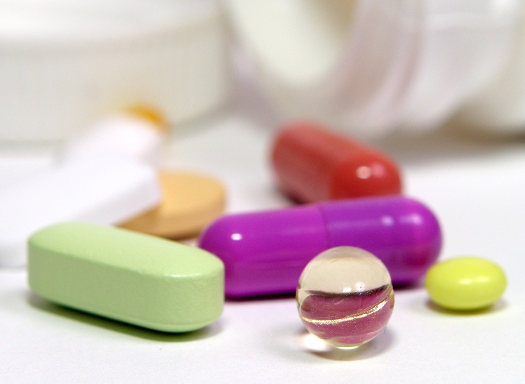 7 Side Effects of Taking a Multivitamin Every Day